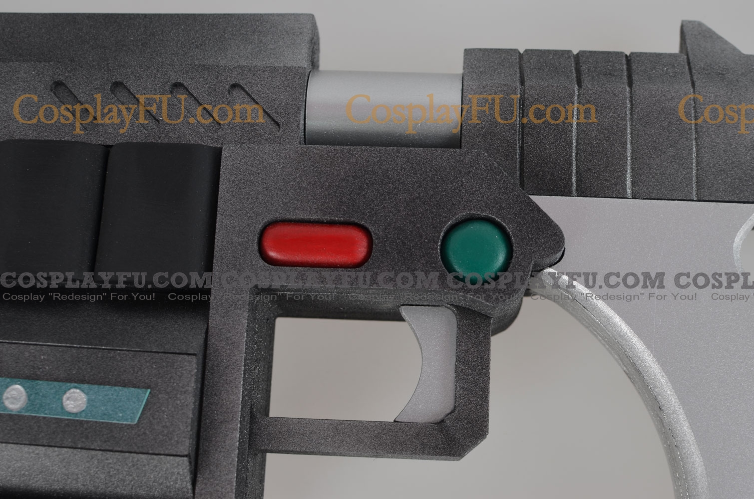 Fox Gun and Reflector from Star Fox - CosplayFU.com